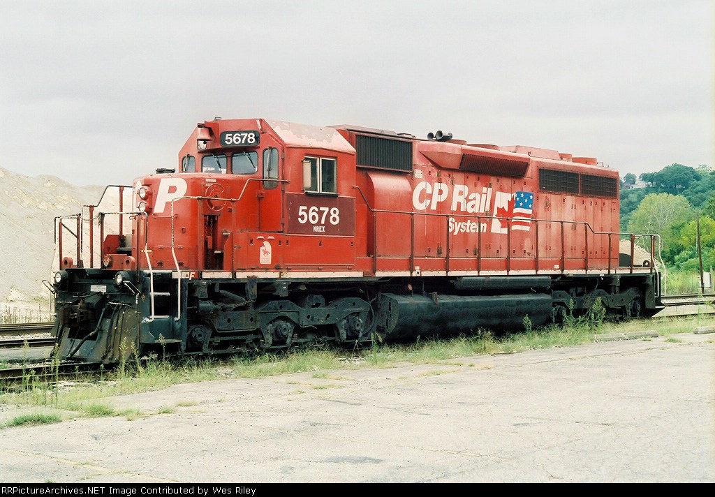 CP Rail 5678